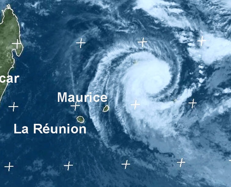 Historique des cyclones à La Réunion 01/03/2025